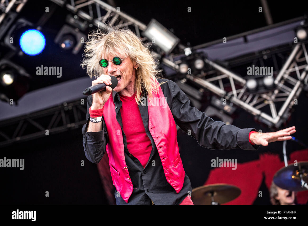 Whiteman hi-res stock photography and images - Alamy