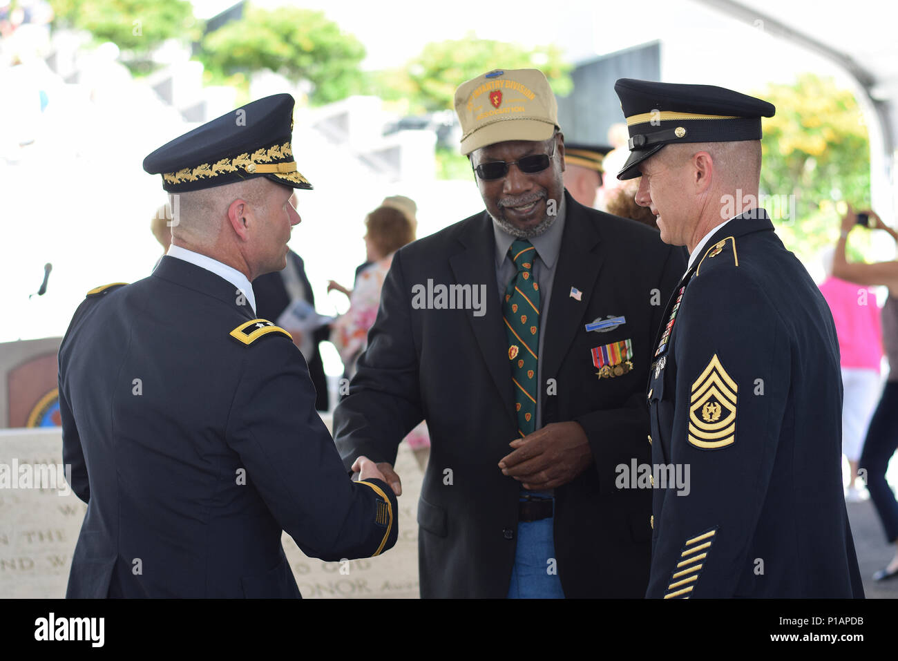 Command sergeant major scott a brzak command sergeant major hi-res ...