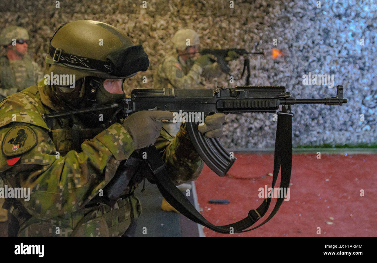 38th mp co hi-res stock photography and images - Alamy