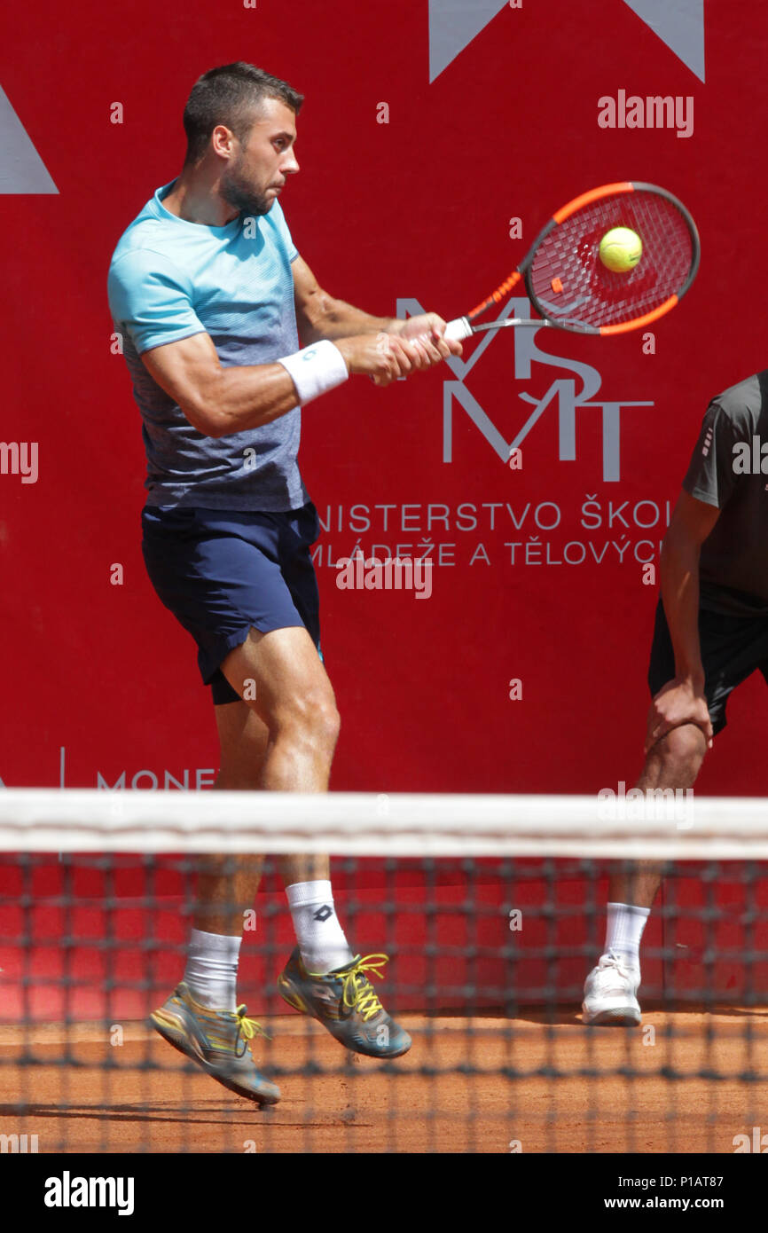 Challanger hi-res stock photography and images - Alamy