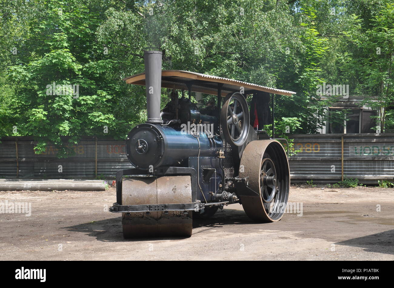Steam cylinder hi-res stock photography and images - Alamy