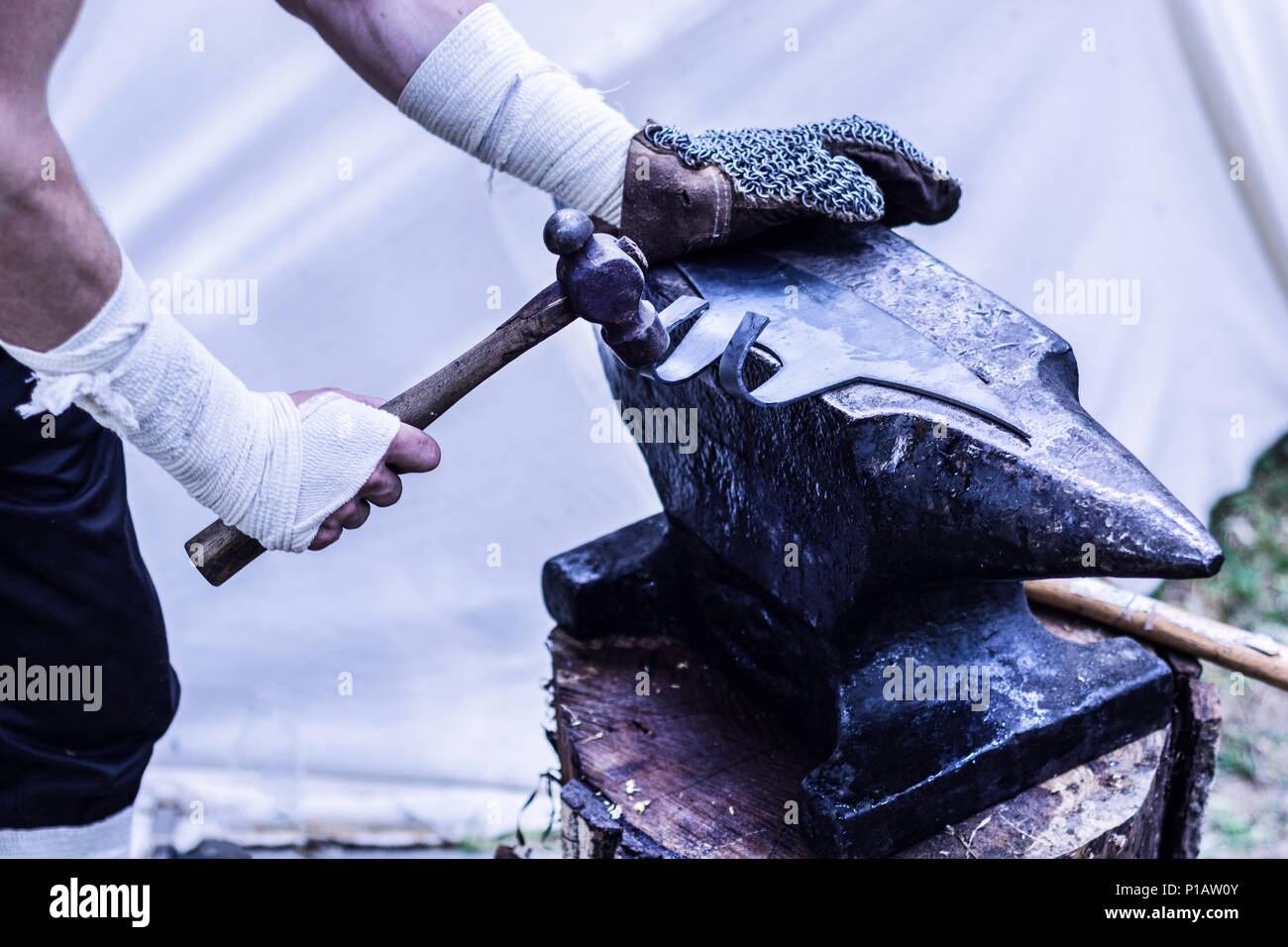 Iron hand, medieval glove hi-res stock photography and images - Alamy