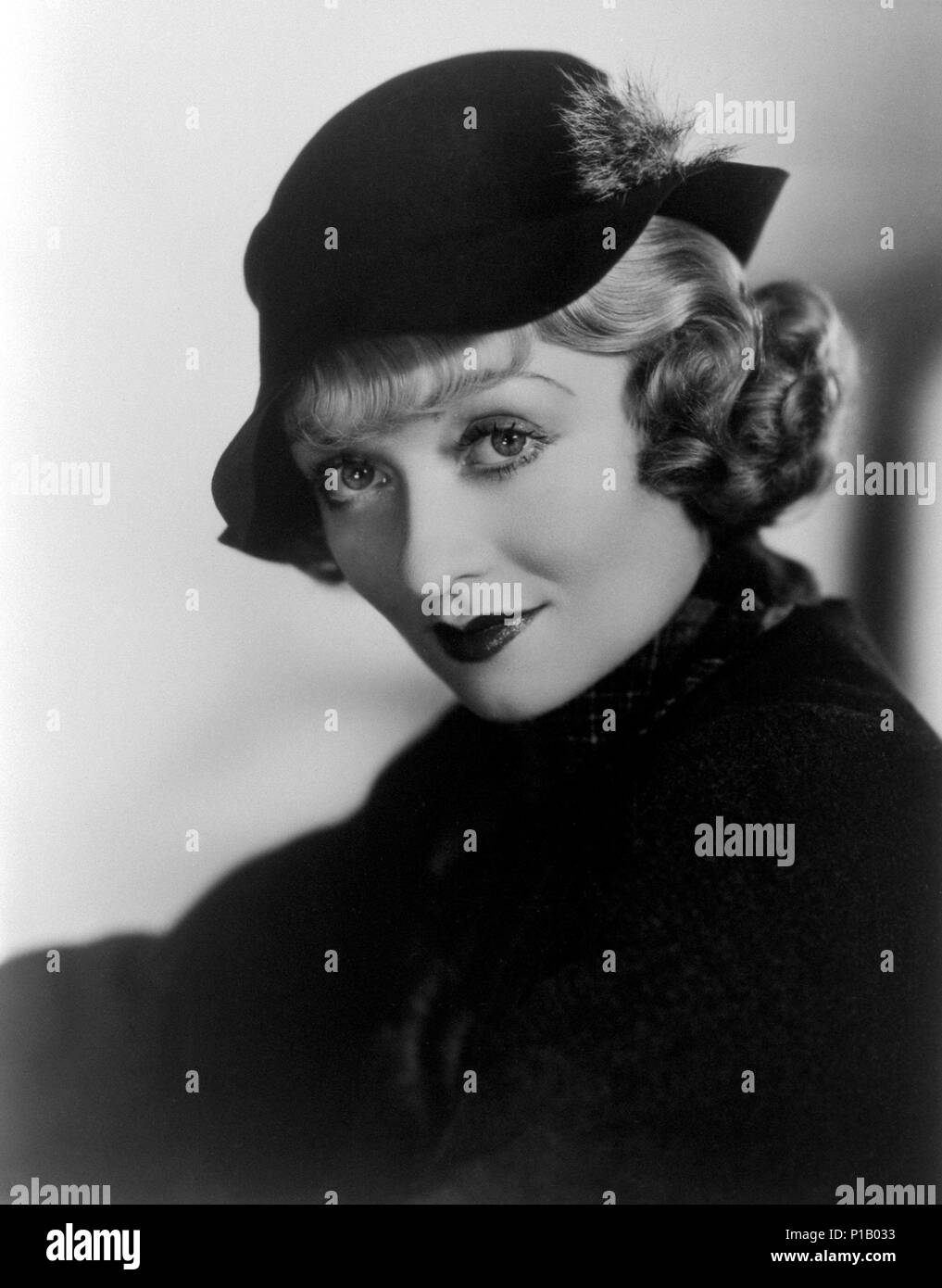 Stars: CONSTANCE BENNETT Stock Photo - Alamy