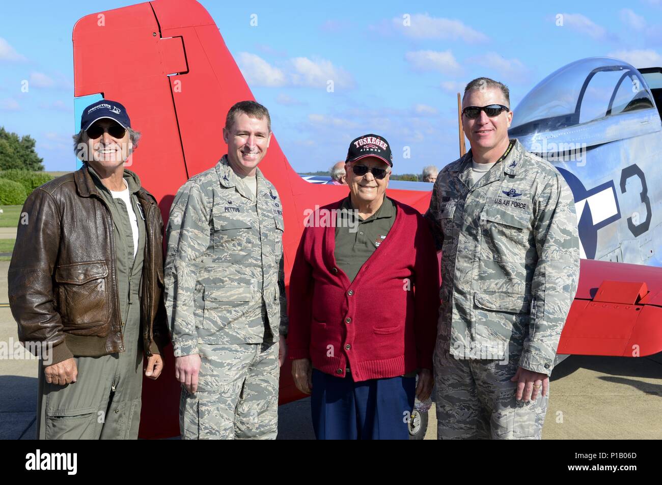 From the left, Peter Teichman, Hangar 11 Collection pilot, U.S. Air ...