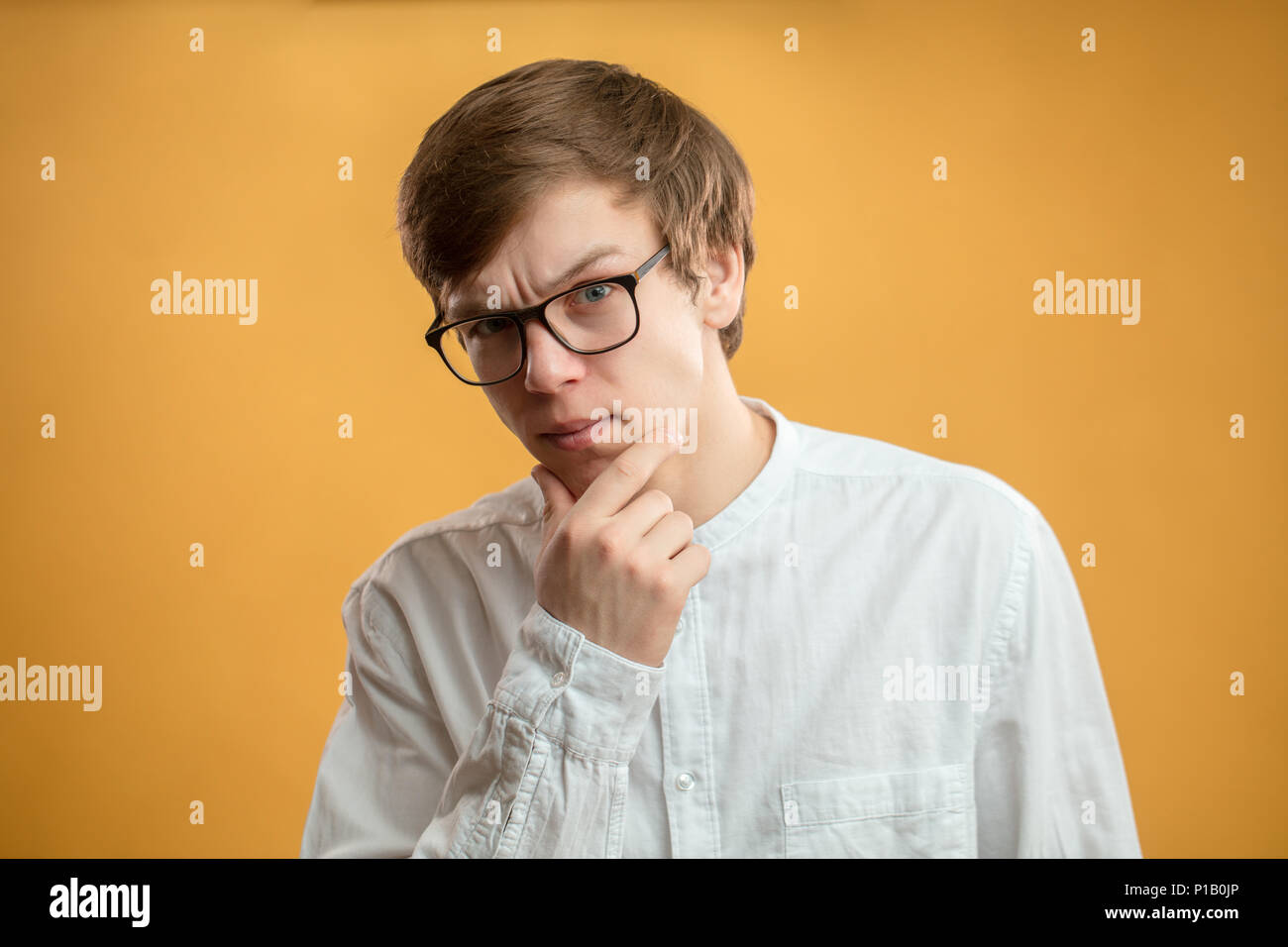 Close skeptic hi-res stock photography and images - Alamy