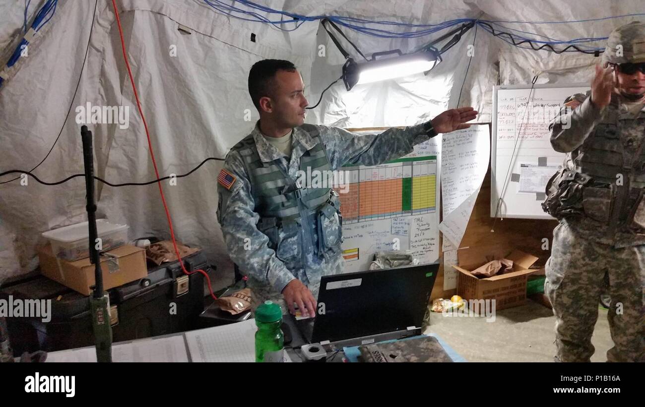 Sgt 1st class edwin velez hi-res stock photography and images - Alamy