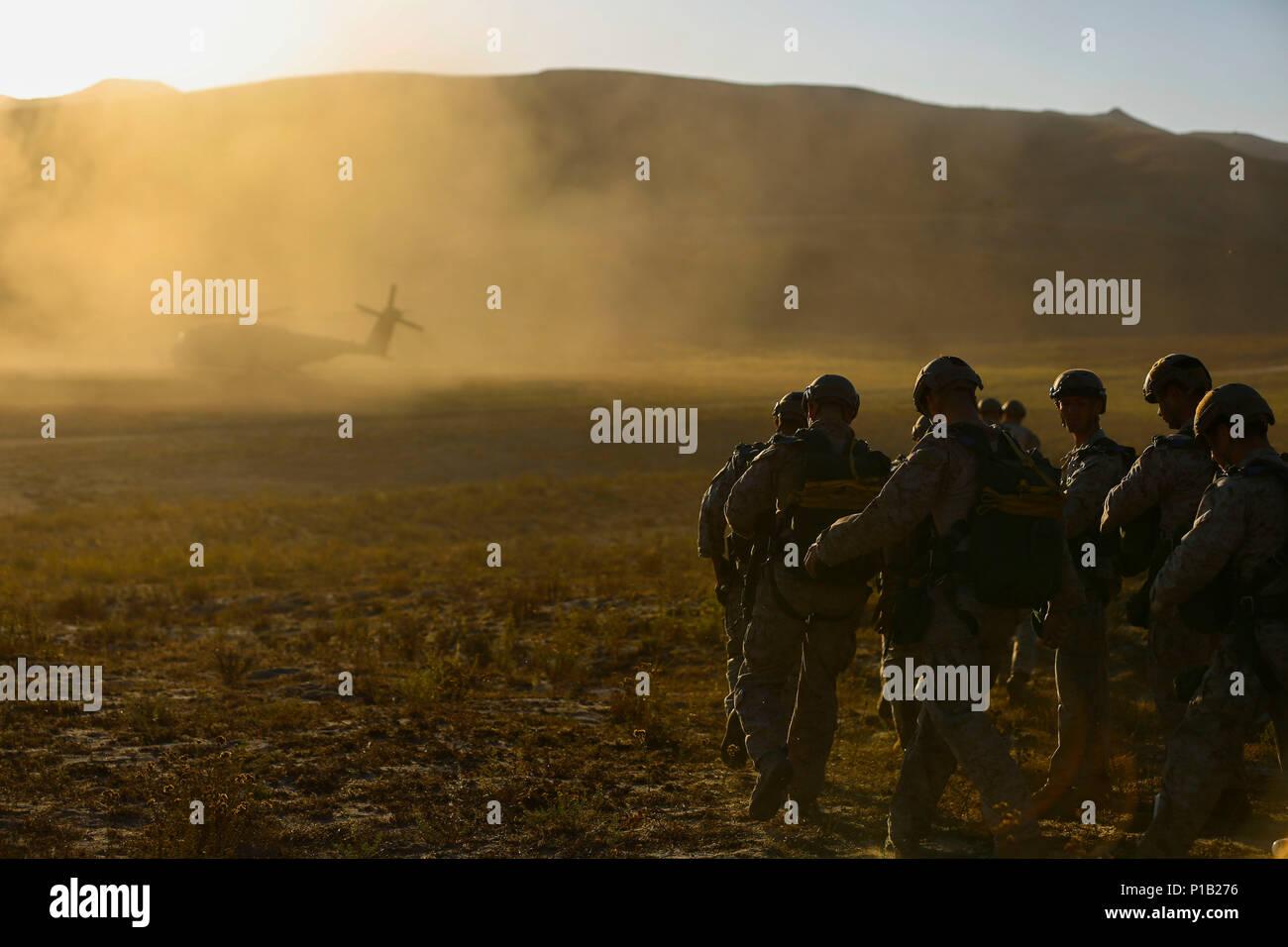Battlefield reconnaissance helicopter hi-res stock photography and ...