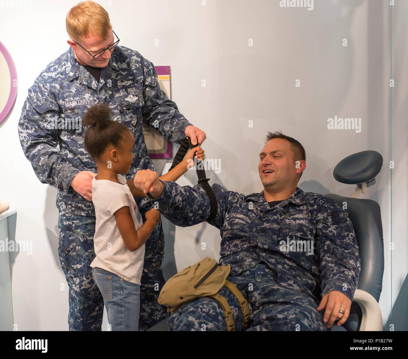 161008-N-SF508-174 PORTSMOUTH, Va. (Oct. 8, 2016) — Petty Officer 3rd ...