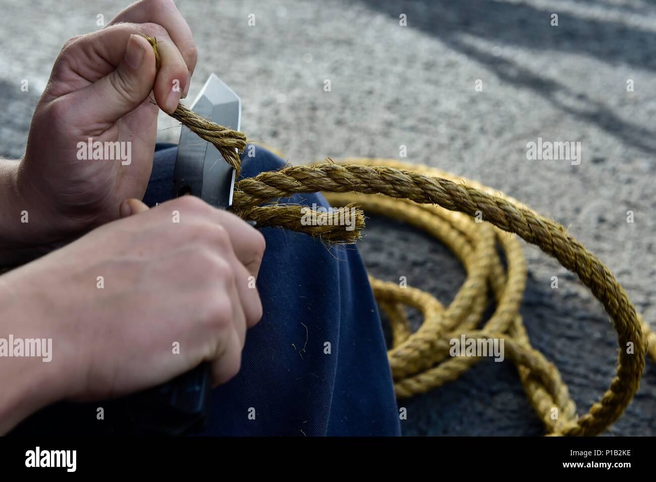 161012-N-FP878-096 MEDITERRANEAN SEA (Oct. 12, 2016) Petty Officer 2nd ...