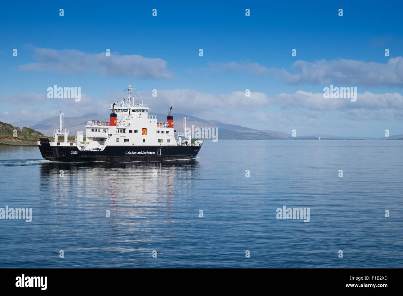 Scottish island ferry hi-res stock photography and images - Alamy