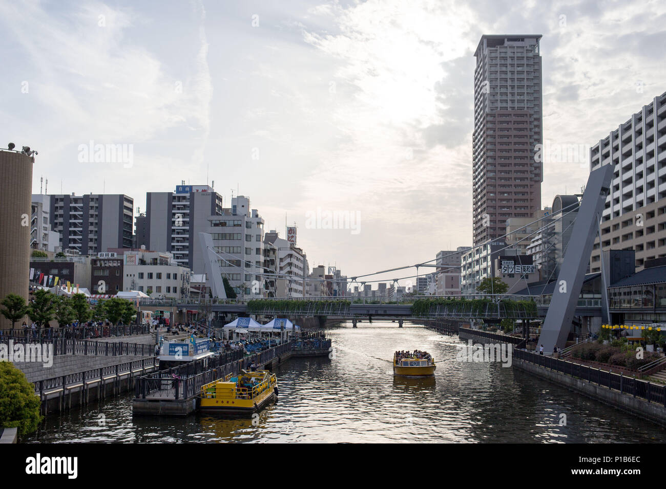 Namba hatch hi-res stock photography and images - Alamy