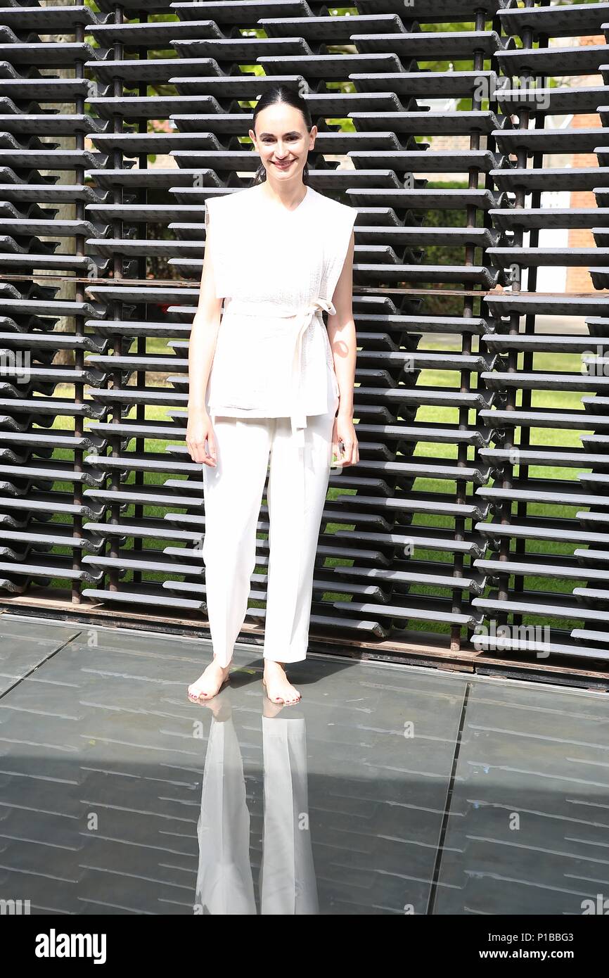 Serpentine pavilion 2000 hi-res stock photography and images - Alamy