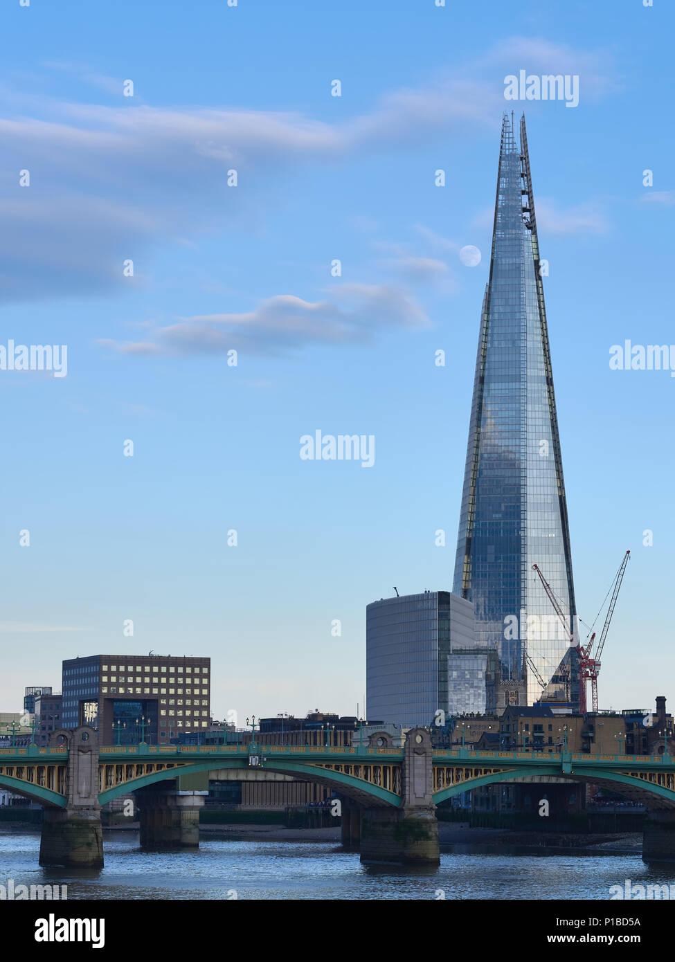 The Shard, skyscraper by architect Renzo Piano Stock Photo - Alamy