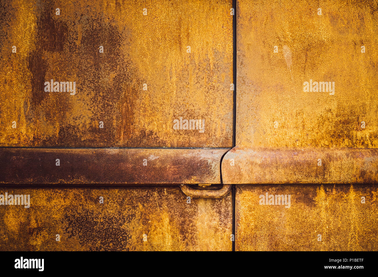 Old rusted VW Bus, Hippie Bus, Brighton, England Stock Photo - Alamy