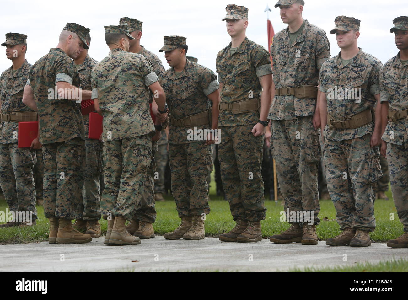 1st lt justin m hi-res stock photography and images - Alamy
