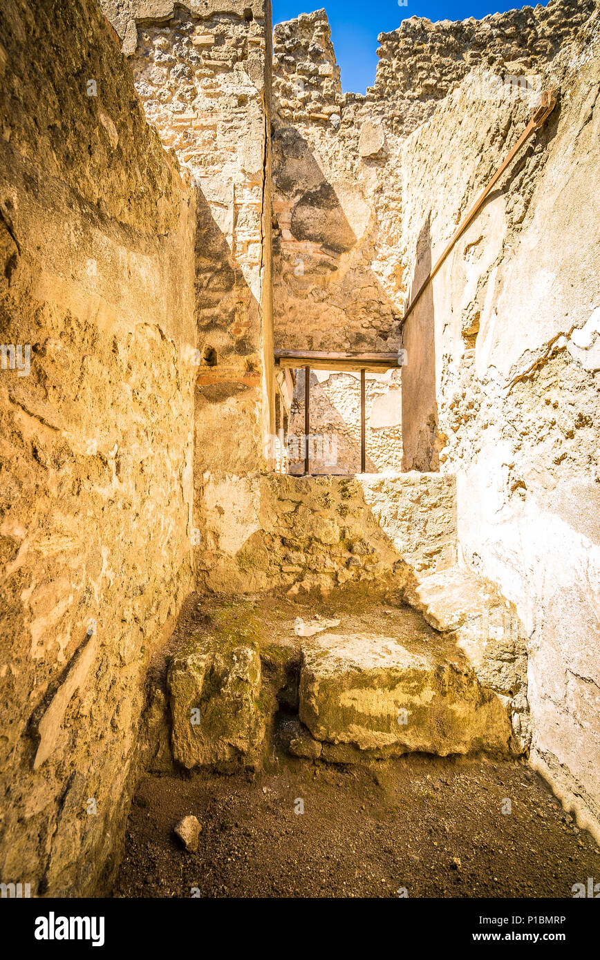 Pompeii was an ancient Roman city near modern Naples was buried under ...