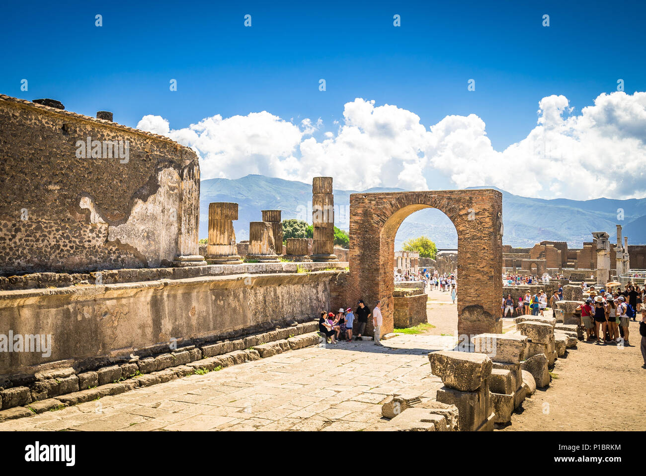 Pompeii was an ancient Roman city near modern Naples was buried under ...