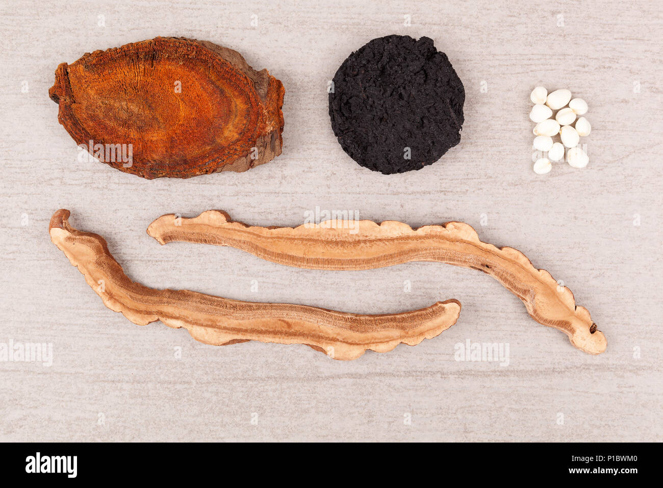 Chinese Medicinal Herbs on gray background. TCM Stock Photo - Alamy