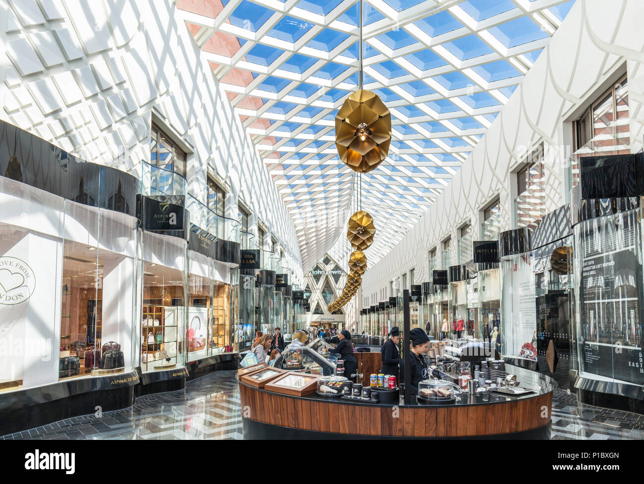 Victorian and modern architecture hi-res stock photography and images ...