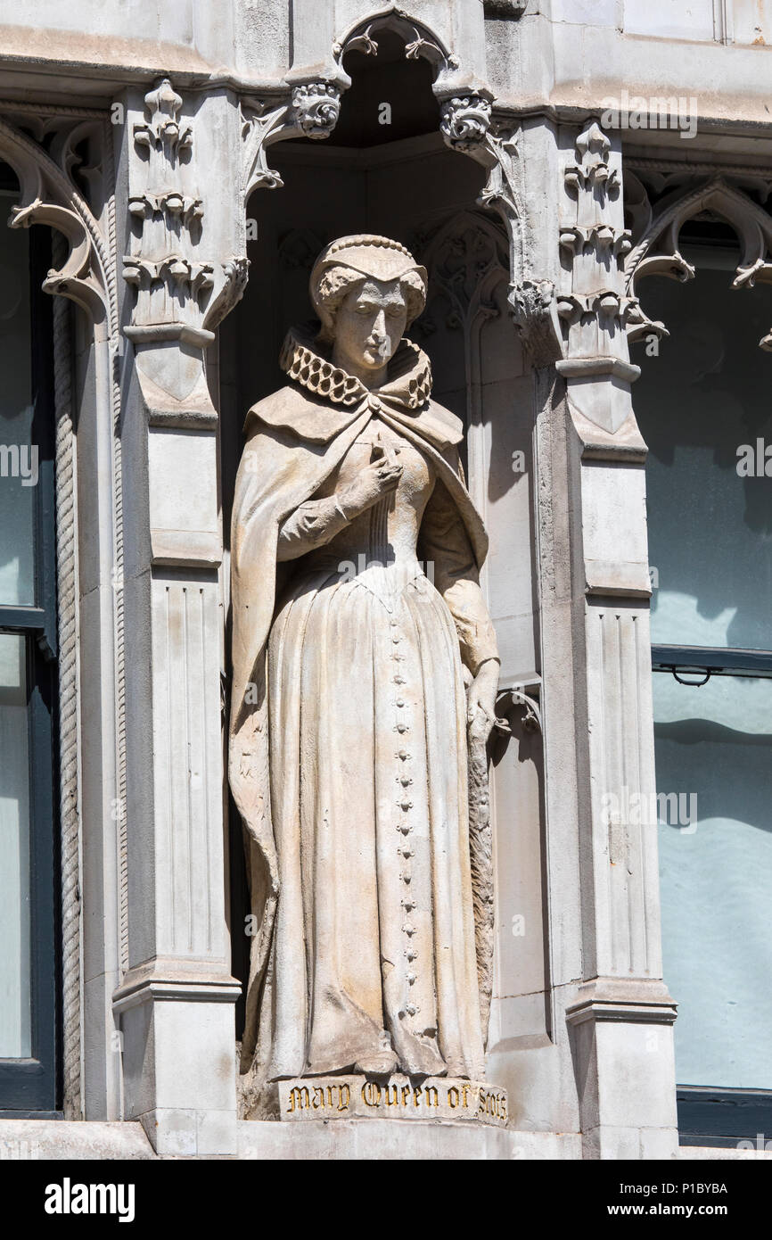 Statue of Mary Queen of Scots on the facade of a building on Fleet ...