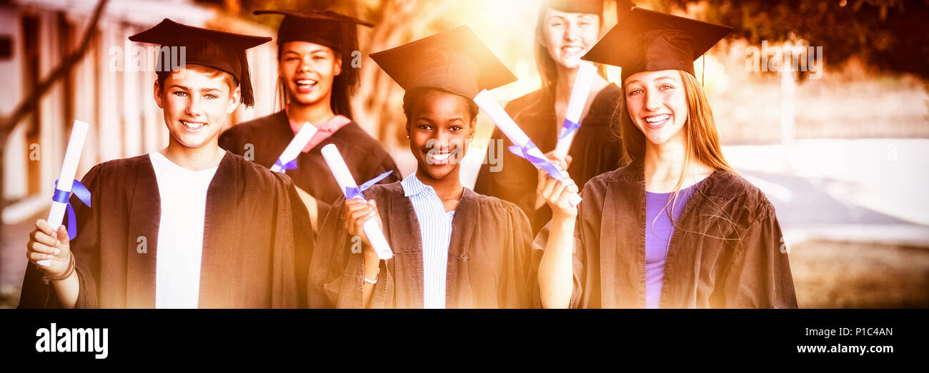 University degree scroll hi-res stock photography and images - Alamy