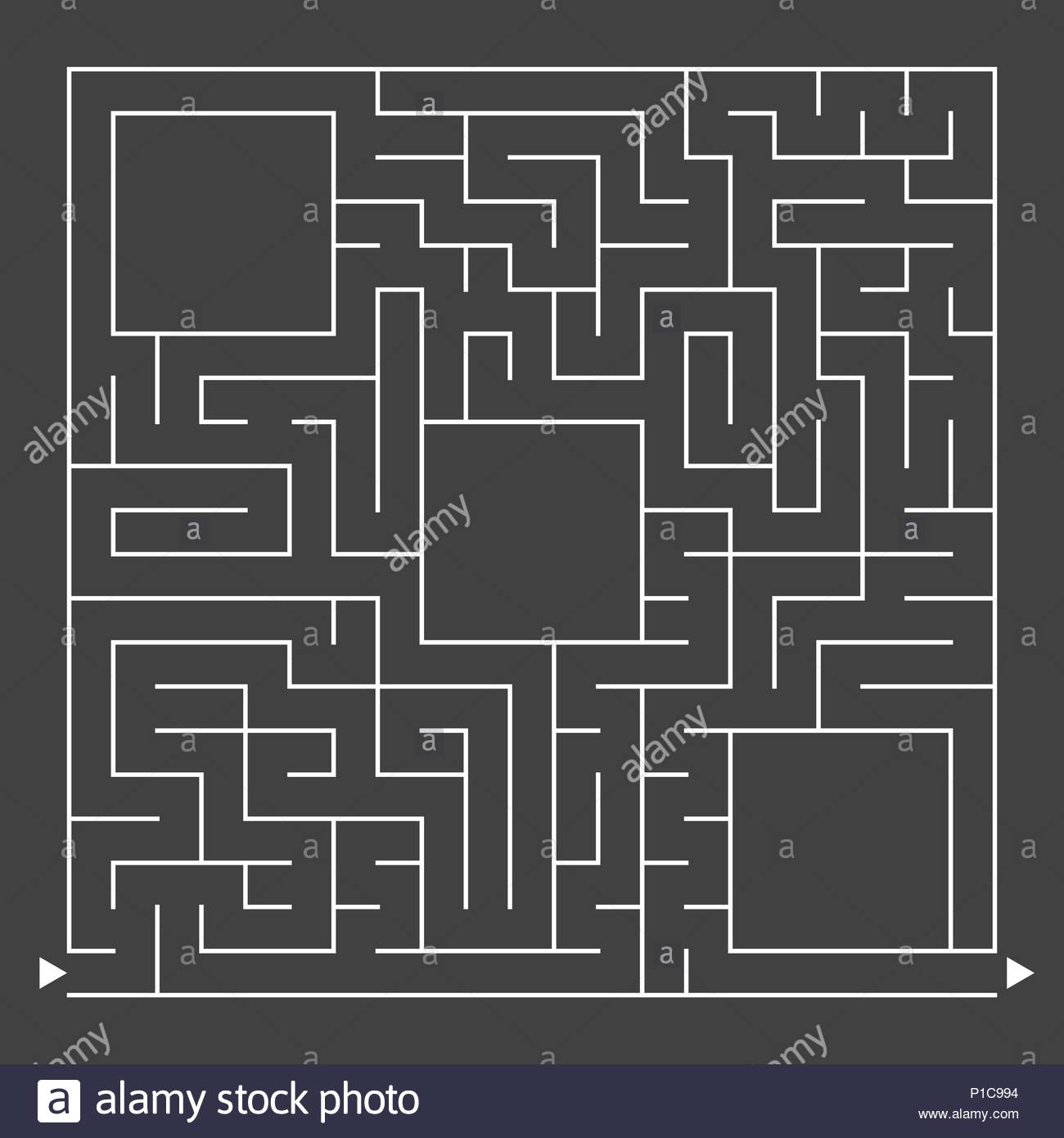 Black And White Labyrinth Stock Photos & Black And White Labyrinth ...