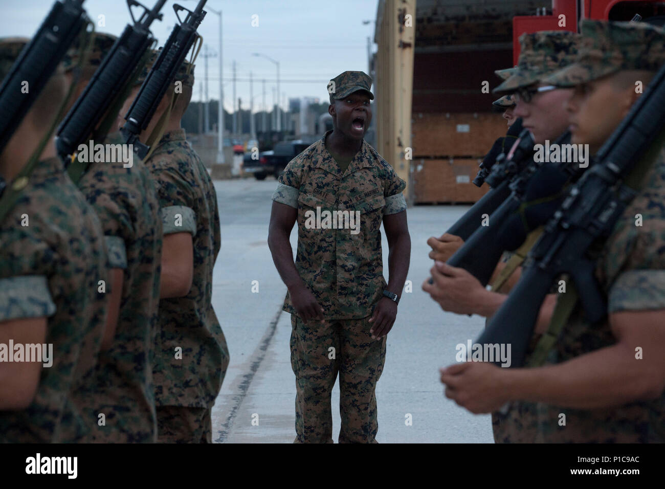 M16a4 serivice rifle hi-res stock photography and images - Alamy