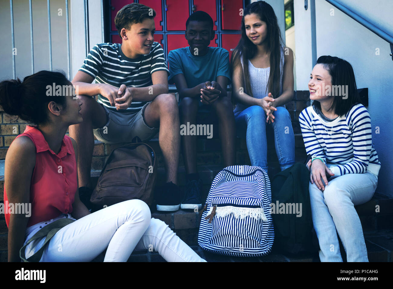 Interacting students hi-res stock photography and images - Alamy