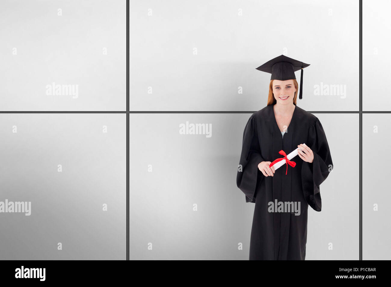 Woman graduation back hi-res stock photography and images - Alamy