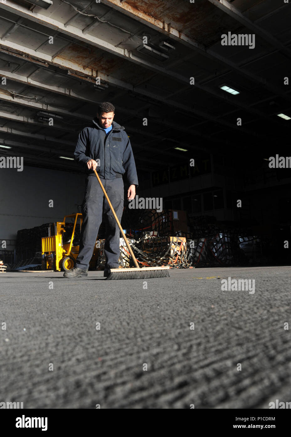 161014-KC543-051 ATLANTIC OCEAN (Oct. 14, 2016) Seaman Nicholas Louttit ...