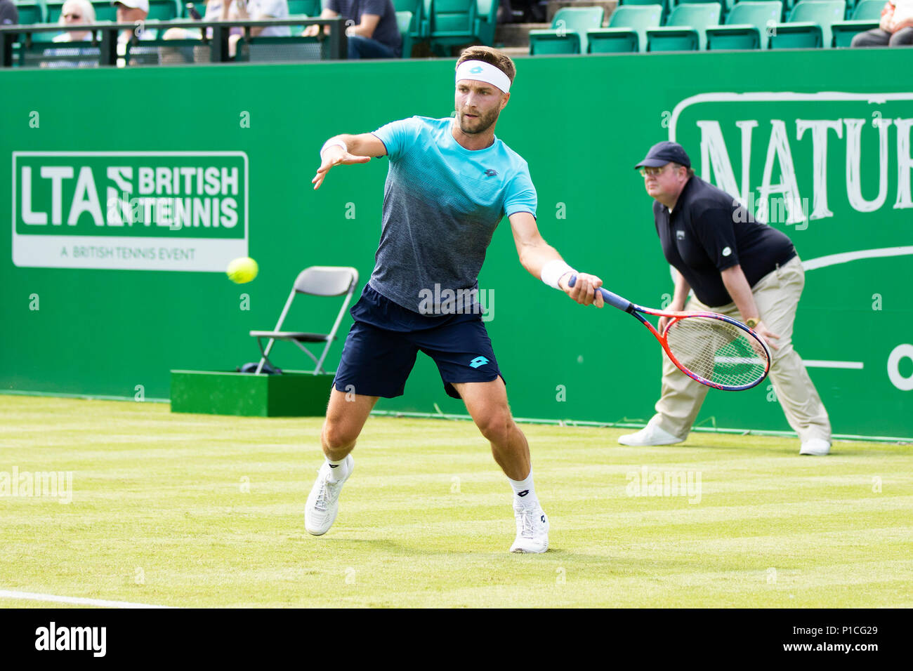 Forehand drive hi-res stock photography and images - Alamy