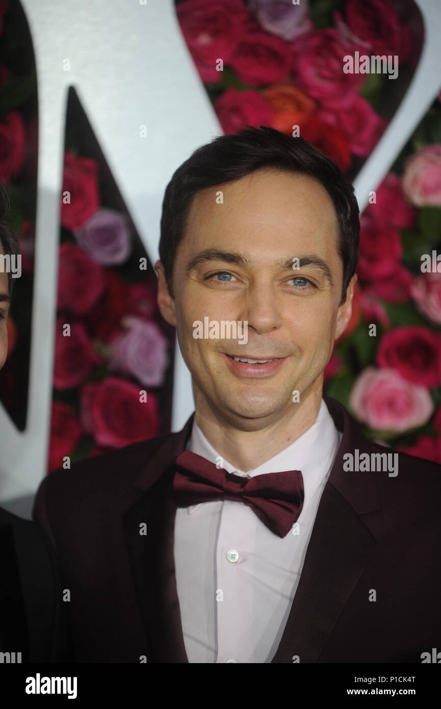 NEW YORK, NY - JUNE 10: Jim Parsons attends the 72nd Annual Tony Awards ...