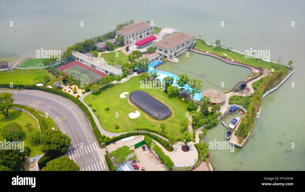 Lake tai aerial hi-res stock photography and images - Alamy
