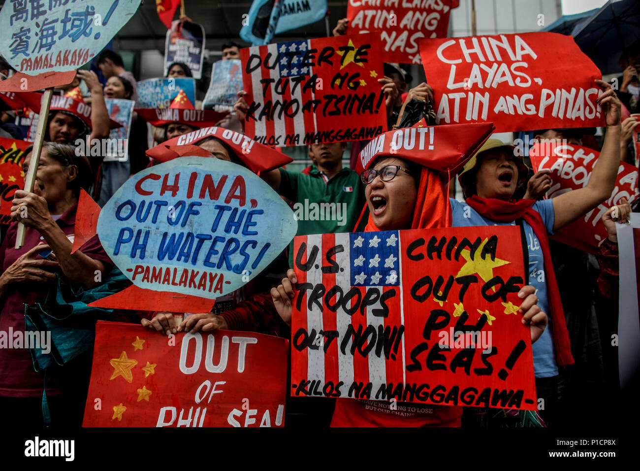 Manila philippines 2000 south china sea hi-res stock photography and ...