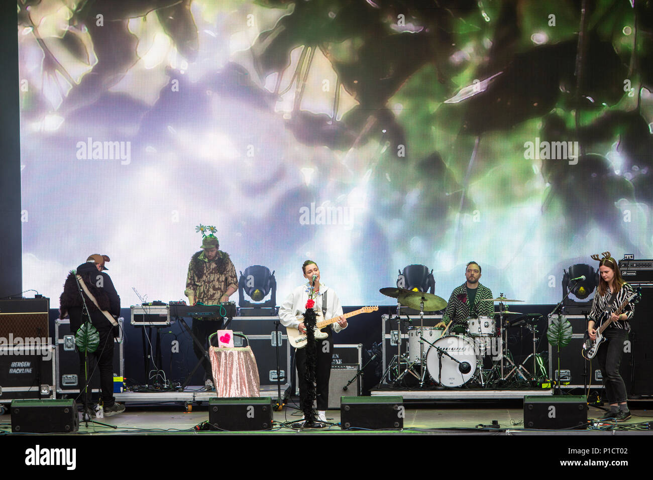 Silja sol singer hi-res stock photography and images - Alamy