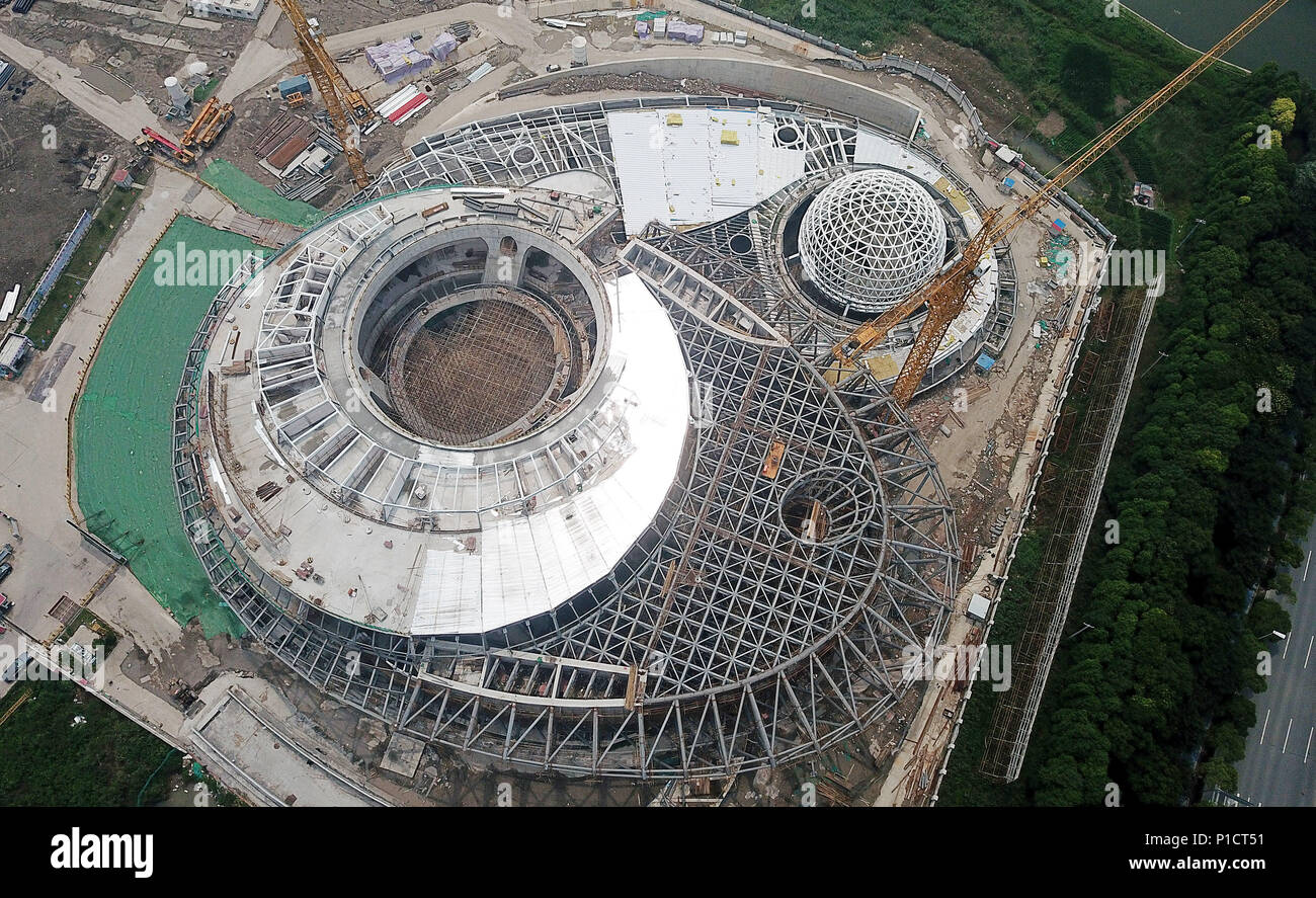 Ancillary building structure hi-res stock photography and images - Alamy