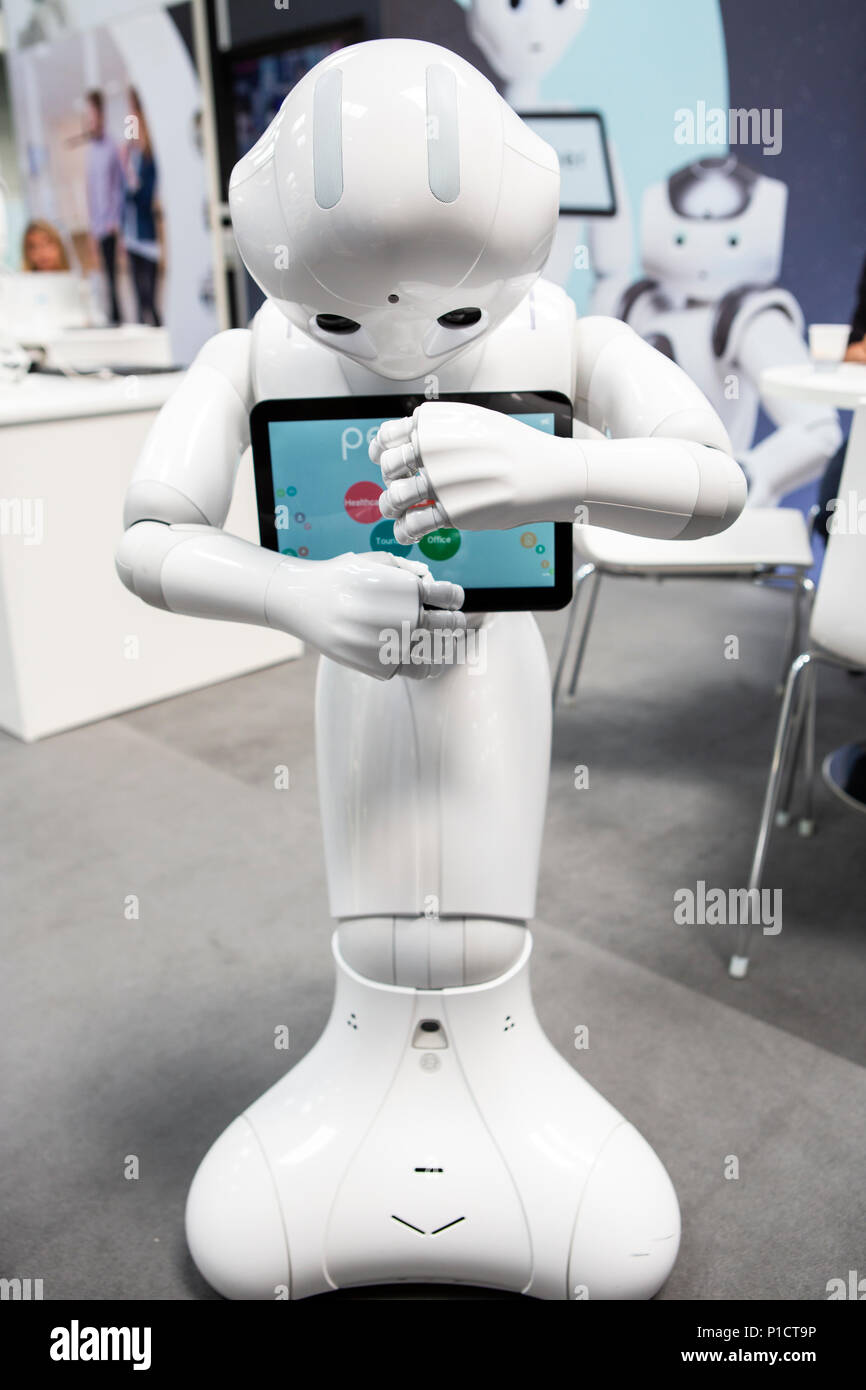 Humanoid robot pepper hi-res stock photography and images - Alamy