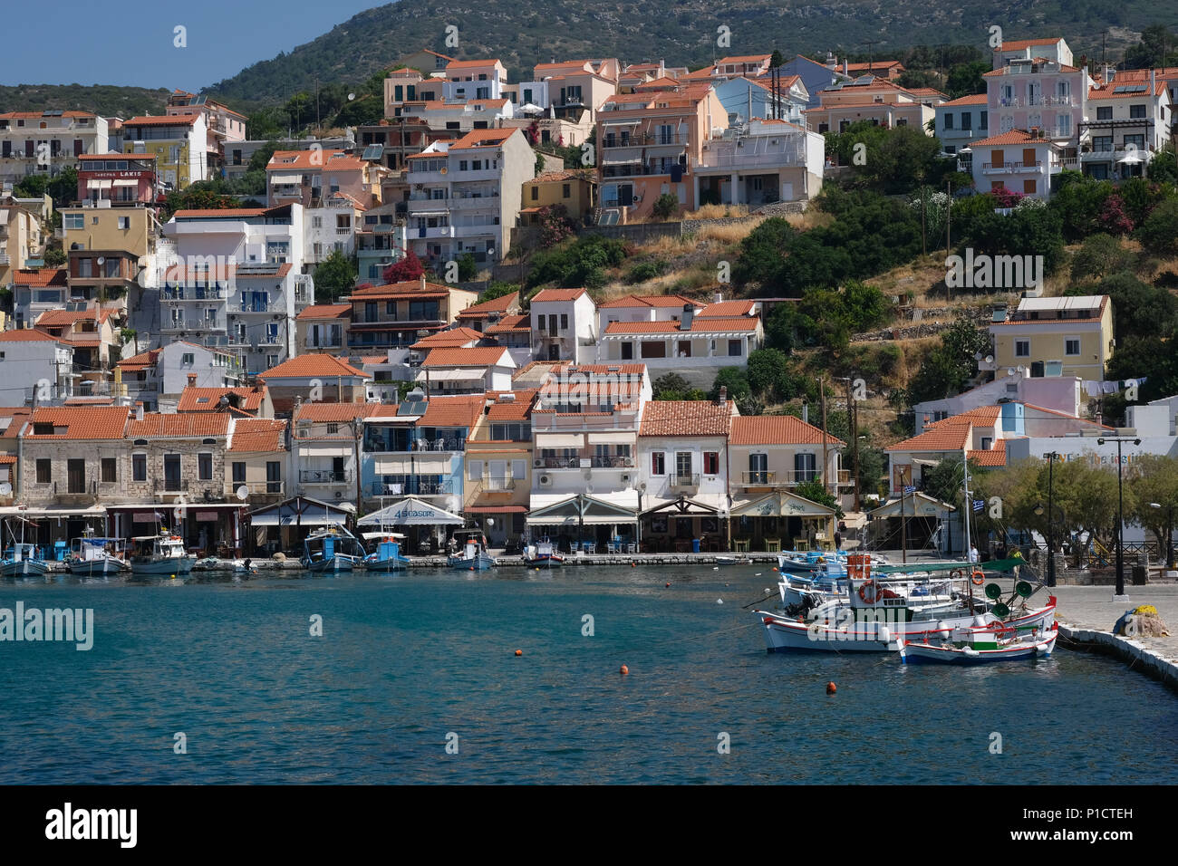 23 May 2018, Greece, Pythagoreio: The port of Pythagoreio on the island ...
