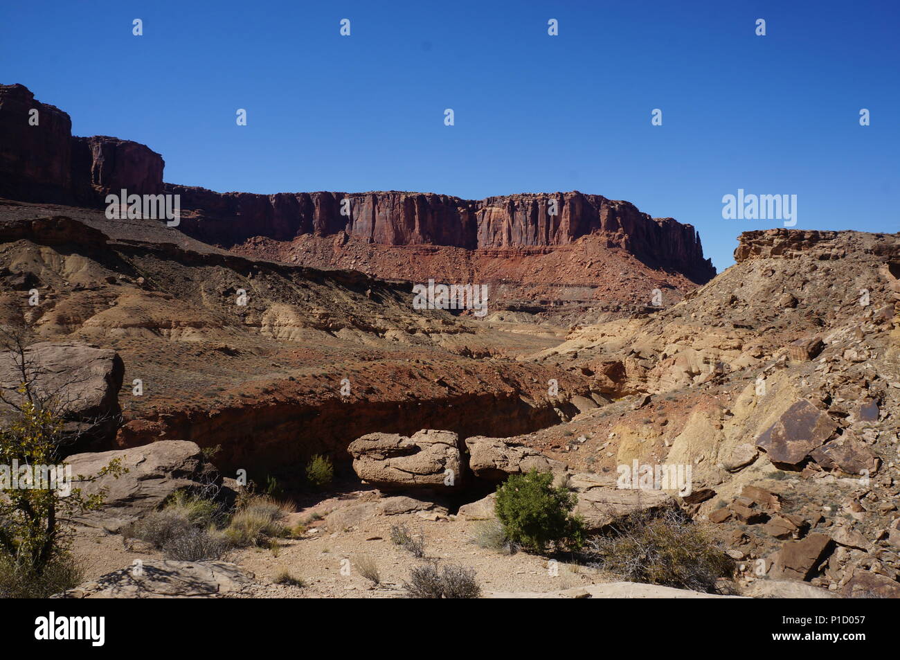 Syncline loop hi-res stock photography and images - Alamy