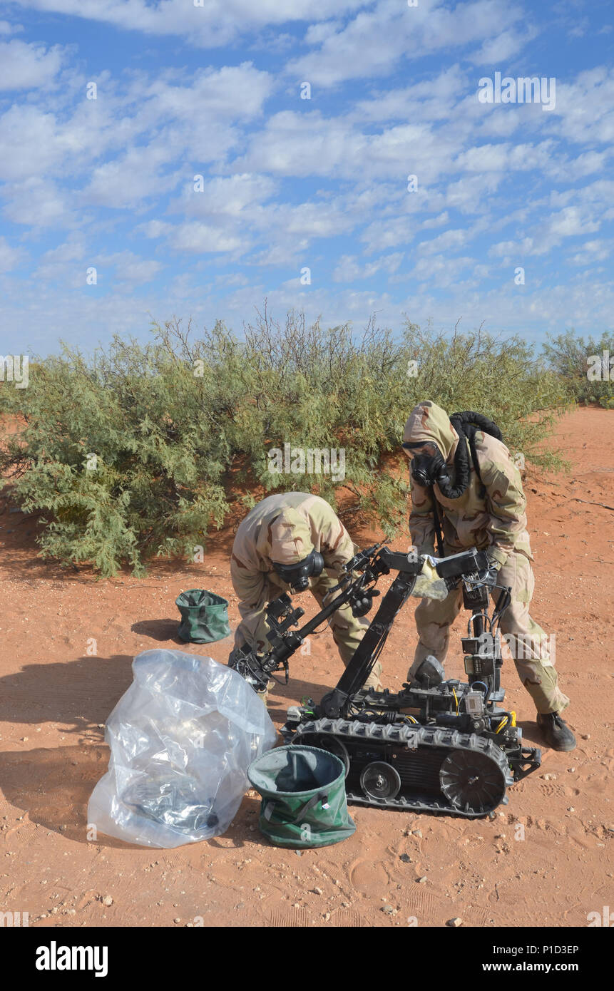 Pfc. Adam Yocum and Pvt. Matthew King, chemical operation specialist ...