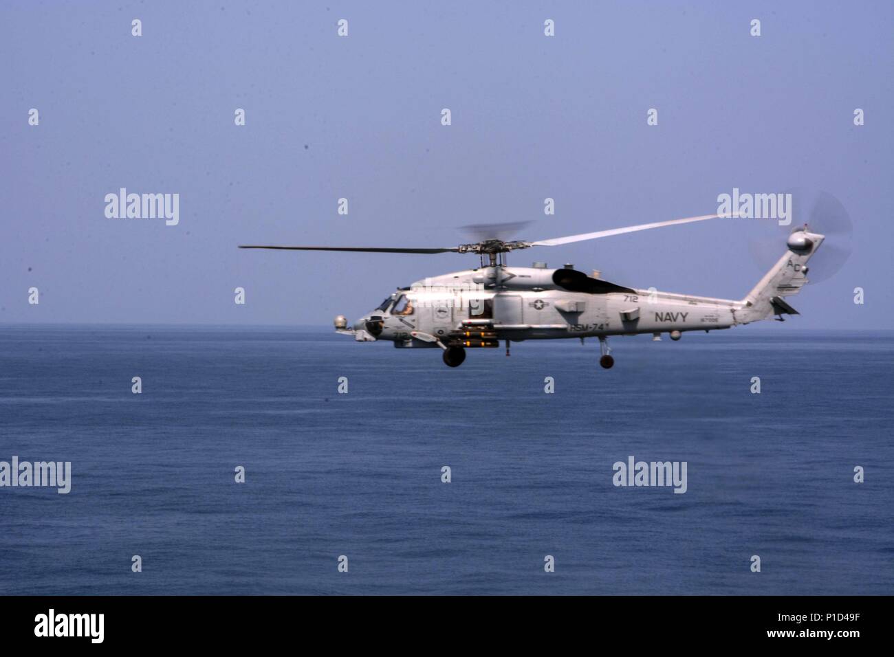 161009-N-CL027-058 RED SEA (Oct. 9, 2016) An MH-60R Sea Hawk helicopter ...