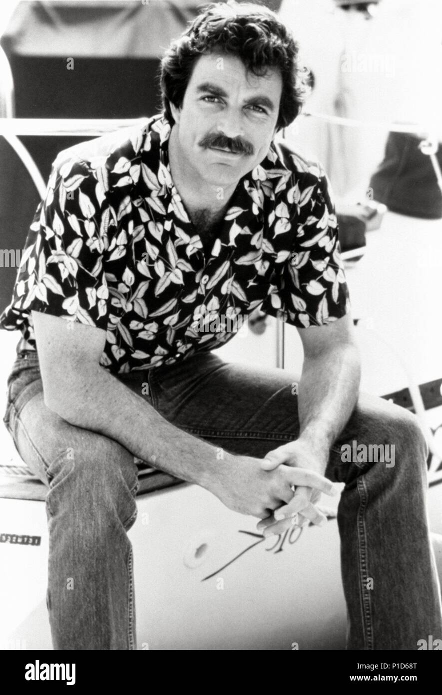 Tom Selleck Magnum High Resolution Stock Photography and Images - Alamy