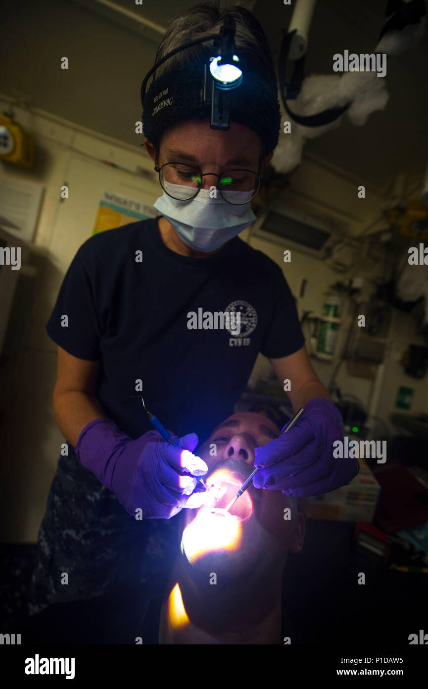 161018-N-BL607-042 ARABIAN GULF (Oct. 18, 2016) Cmdr. Molly Jenkins ...