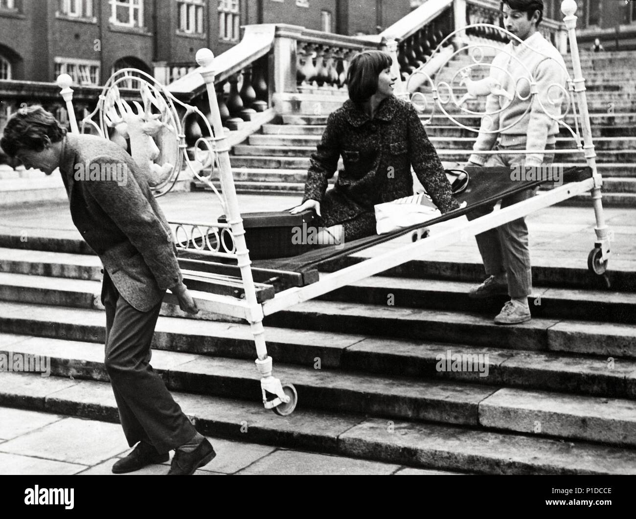 The knack and how to get it 1965 hi-res stock photography and images ...