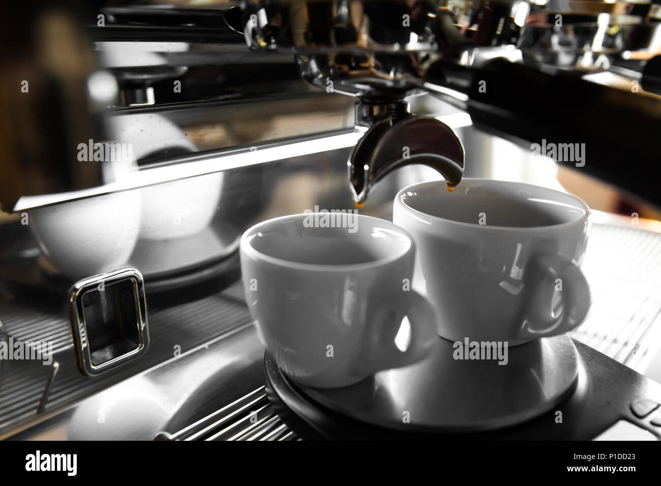 Espresso coffee machine hi-res stock photography and images - Alamy