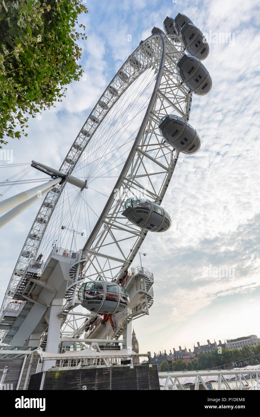 Isolated London Eye Design High Resolution Stock Photography and Images ...