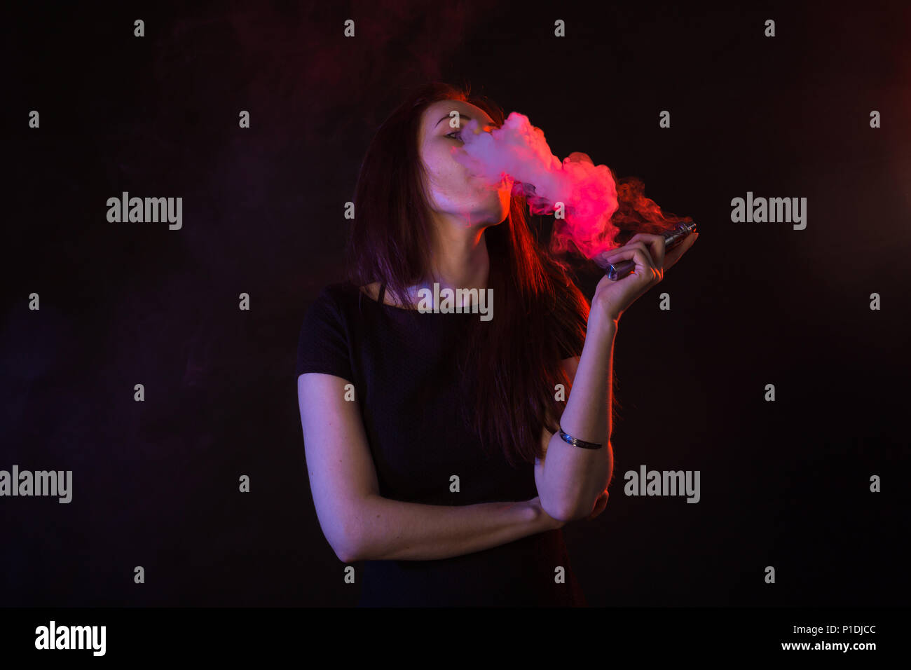 Japanese vaping hi-res stock photography and images - Alamy