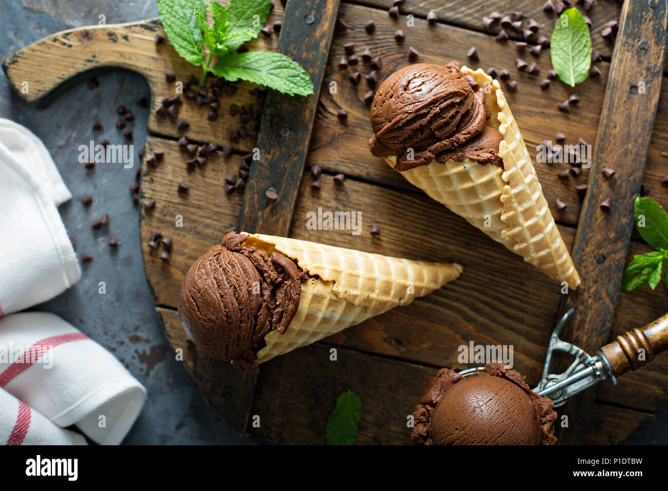 Ice cream cones decorated hi-res stock photography and images - Alamy