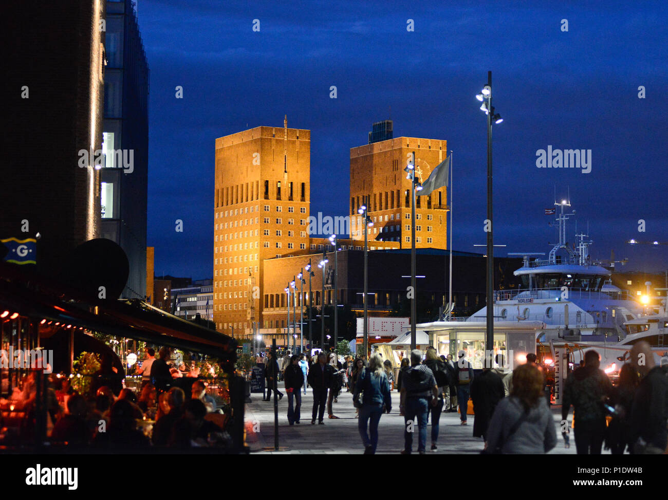 Aker brygge oslofjord neighbourhood hi-res stock photography and images ...