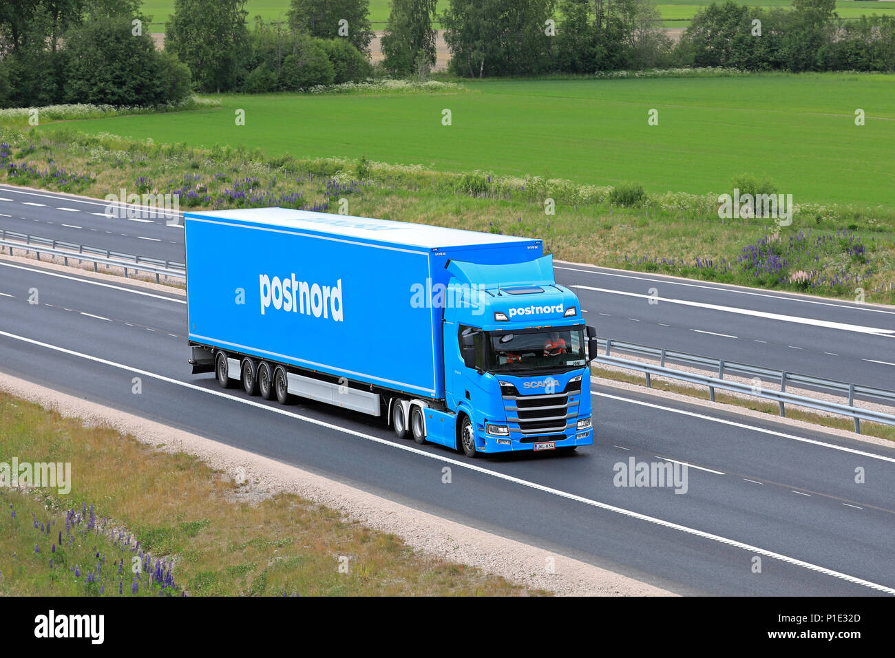 Next generation scania hi-res stock photography and images - Alamy